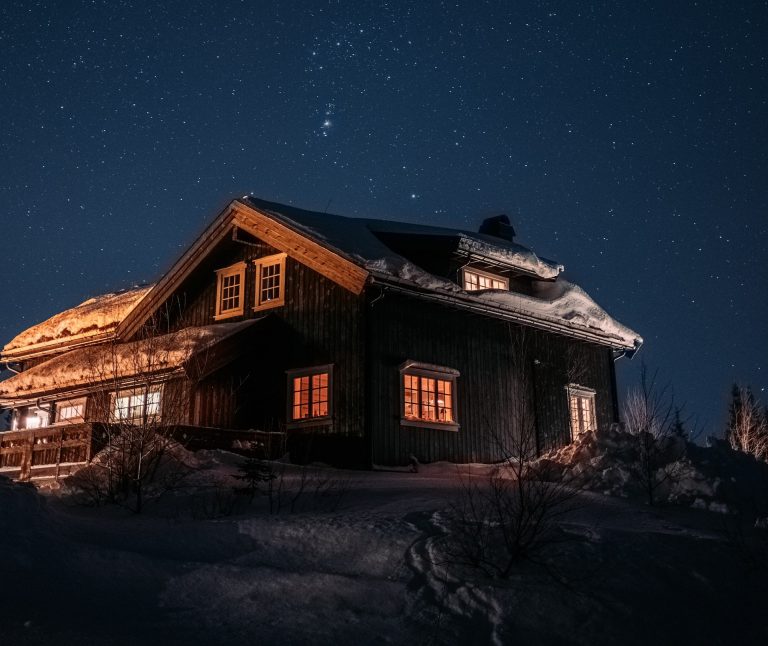 Hvordan få strømstøtte på hytta - Hytteidyll.no